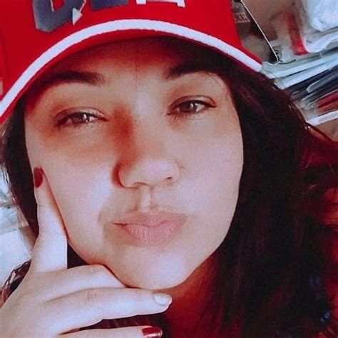 Andreza 1918 🦁🇳🇱🇧🇷🎶⚖️🍻 Andrezarocha19181991 • Threads Say More