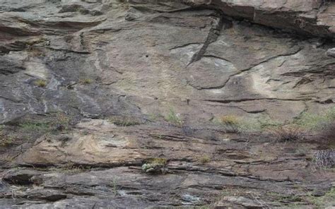 岩石三轴实验与核磁共振技术相结合的研究 知乎