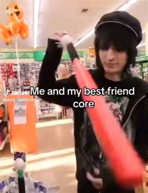 Pin By 𐒄𐒍 𐒄𐒢Ꮣ𐒀Ꮷ𐒍 On Funny Memes Just For Laughs Videos Extremely