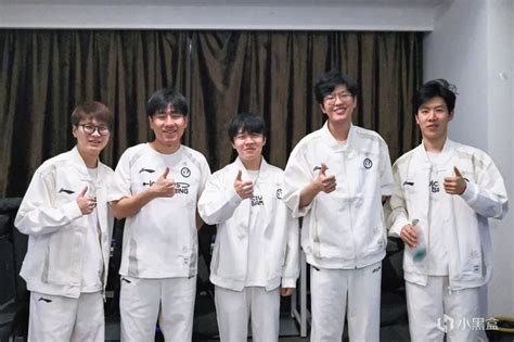 输tes后rookie通宵韩服排位一胜难求，朱开喊话ig想去煲汤当教练