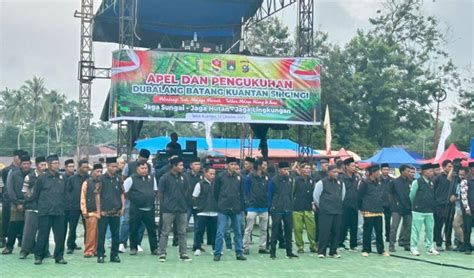 Gubri Abdul Wahid Kukuhkan Dubalang Batang Kuantan Bentengi Alam Dan