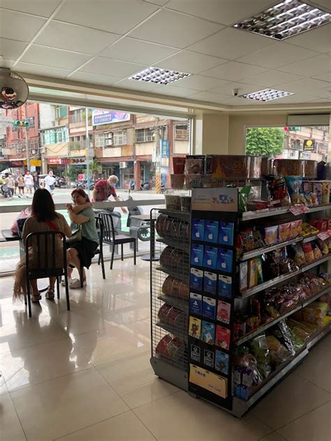 全家便利商店 桃園後站店相片 評價 電話 桃園市桃園區附近的便利店推薦 台灣百事通