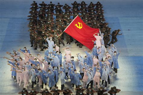 Бээжинд Хятадын Коммунист намын 100 жилийн ойг тэмдэглэж эхэллээ