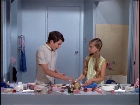 Pin On Maureen Mccormick And Barry Williams