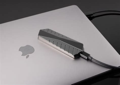 GigaDrive Thunderbolt 4 waterproof, 4TB external SSD - Geeky Gadgets