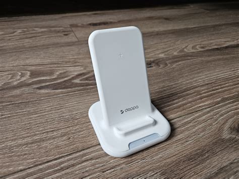 Беспроводное зарядное устройство Deppa Charging Stand QIWCPQC3 ...