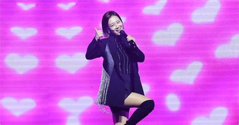 장윤정 춤 추면서 폭풍 라이브립싱크 논란 깔끔하게 지웠다 Md이슈