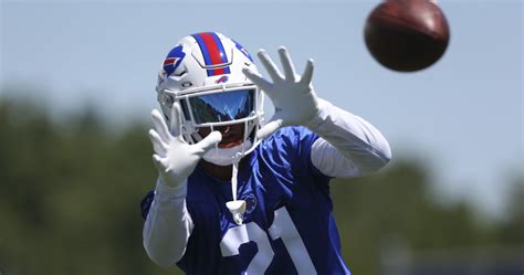 Bills All Pro Safety Jordan Poyer Expected To Play Vs Rams After
