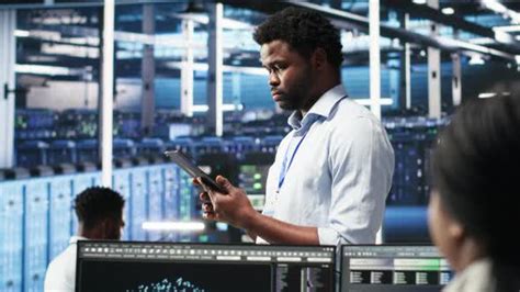 Data Center Technician Uses Node Tree Programming To Identify