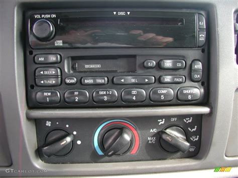 2000 Ford Excursion Xlt 4x4 Audio System Photo 57379877