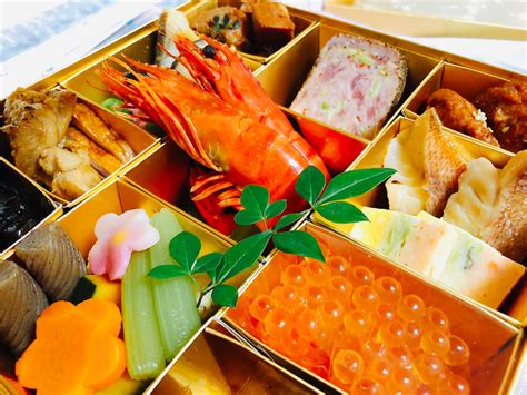 【おせちのいわれクイズ②お煮しめ編】お煮しめに込められた幸せへの願いが深い～！えっ具材にも意味がある？ 『あたらしい日日』 こんな時代の
