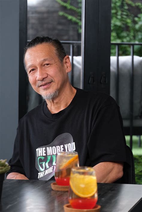 อ๊อฟ พงษ์พัฒน์ เปิดชีวิตหลังป่วยเส้นเลือดในสมองตีบ พูดยังไม่ชัด เชื่อเป็นโรคเวรกรรม