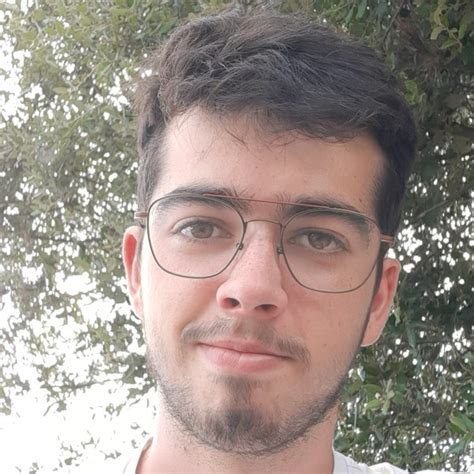 Aurélien Prof De Maths à Bougival 25€h 2 élèves Accompagnés