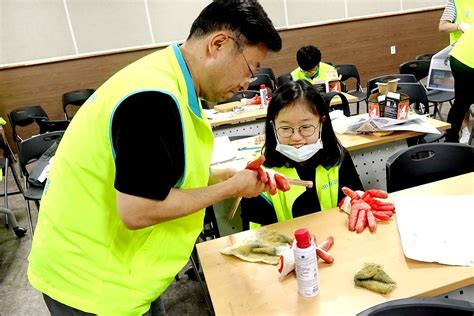 해피피플 해피피플과 하나사랑봉사단의 특별한 봉사활동 전기조차 들어오지 않는 필리핀
