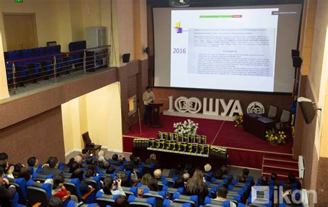 “Монгол утга зохиолын нэвтэрхий толь“ хэмээх гурван боть бүтээлд 3 300 орчим толгой үг багтжээ