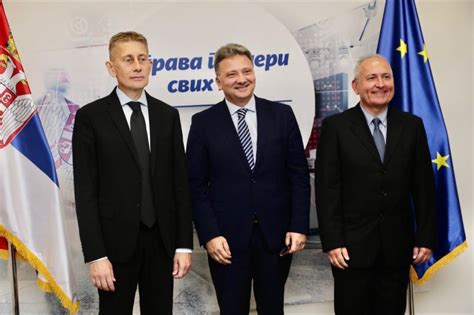 Kancelarija Za It I Eupravu On Linkedin Милан Латиновић в д директора Канцеларије за