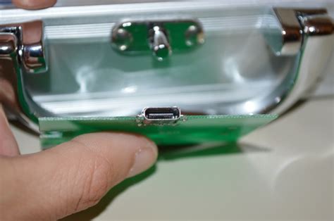 Reversible Tiny Faster Hands On With The USB Type C Plug Ars Technica