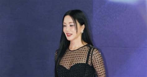 데뷔 31주년 엄정화의 관리 비결 탄수화물·당분 섭취 안해