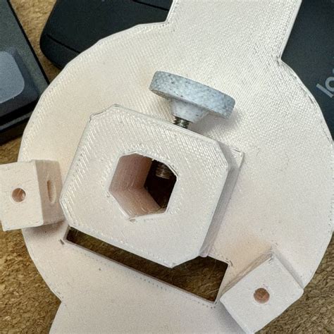 Minimal Pico Vertical Plotter