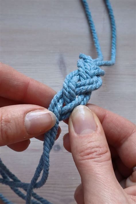 How To Make A Macrame Braid Necklace Macrame Bracelet Patterns