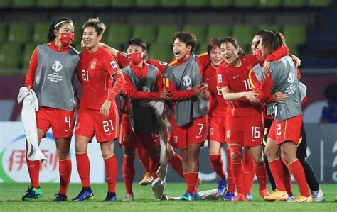 铿锵玫瑰决战亚洲之巅不论输赢中国女足都是最棒的 中国女足今晚冲击亚洲杯冠军 决赛 日本队