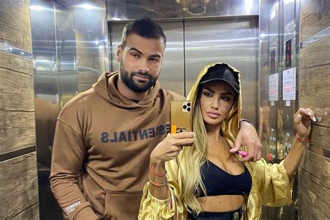 Dečko Sindi Models Pušten Iz Zatvora Novars