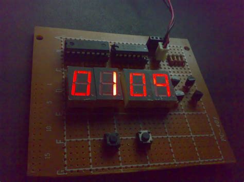 Circuit Desolator Digital Clock Using PIC F A Microcontroller