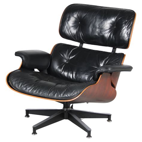 Original Charles And Ray Eames Lounge Chair By Herman Miller At 1stdibs