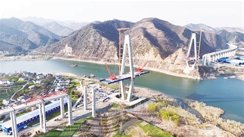 十巫北高速公路汉江特大桥 施工加速 拔节“生长” 荆楚网 湖北日报网
