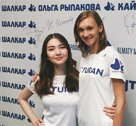 Mogging Know Your Meme