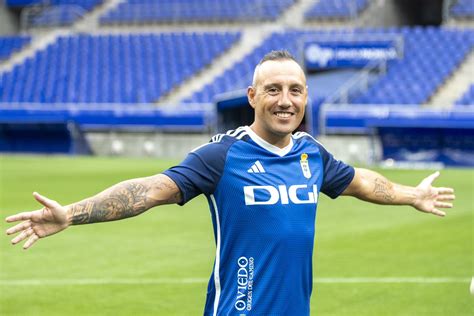 Santi Cazorla Jugó Su Primer Partido En Primera División Con El Real