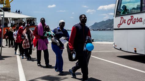 Crise Migratoire Comment Les 28 Tentent De Répondre à Lurgence