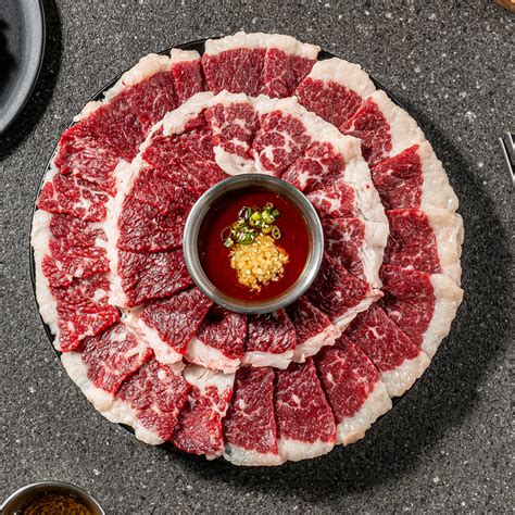 🏅입점할인🏅한우 생 차돌박이 200g 육회 사시미 아이디어스