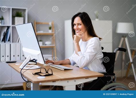 Programmer Woman Coding On Computer Stock Image Image Of Programer