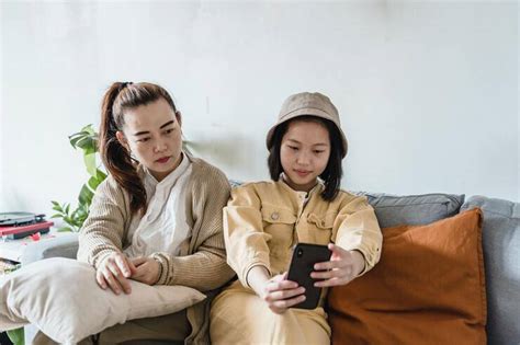 Come Spiare Tuo Figlio Sui Social Tutte Le Attivit Sul Tuo Smartphone Ed Tutto Legale