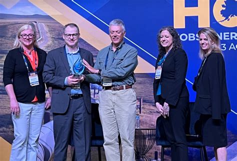 Alyeska Receives Industry Honor For Oil Response Project Alyeska Pipeline