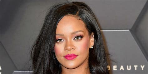 Rihanna Shares A Touching Tribute To A Fan Who Died Of Cancer