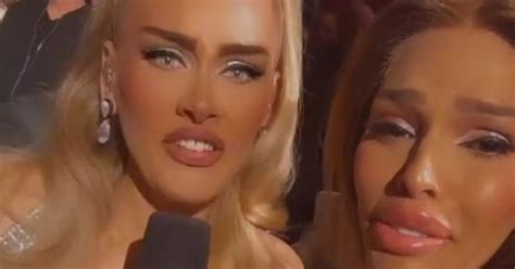 Adele Wasnt Singing From Same Song Sheet As Las Vegas Fan On Filters Mirror Online