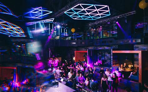 Легендарный ночной клуб Эфир и караоке диско бар Превью