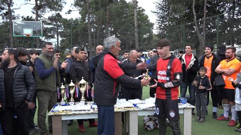 ვეტერანი ფეხბურთელების ხსოვნისადმი მიძღვნილი ტურნირი Youtube