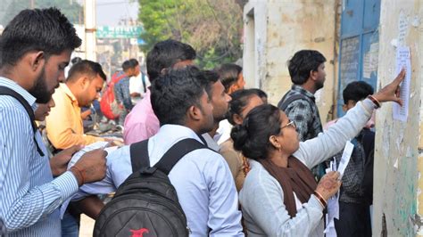 Ssc Chsl 2022 के लिए नोटिफिकेशन जारी 4500 वैकेंसी पर करें