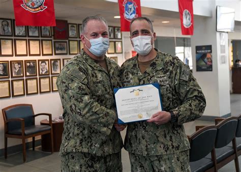 U S Navy Commander Recognized For Heroic Actions That Saved A Life