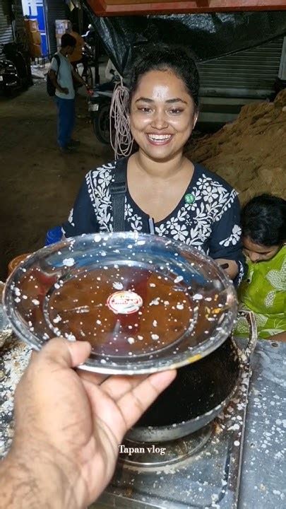 উপর প্লেট জোগাড় করে ছিটা রুটি খেতে গেলাম এই দিদির কাছে Youtube