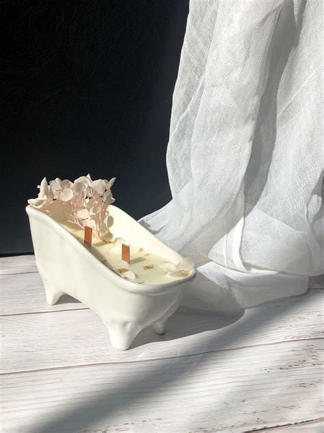 Соевая свеча Украина. Свеча ванна с цветами | Wedding shoe, Shoes