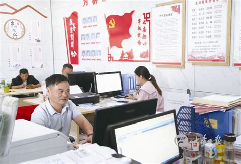 盐城市大丰区人民政府 图片资讯 近日刘庄镇友谊村党群服务中心运行场景