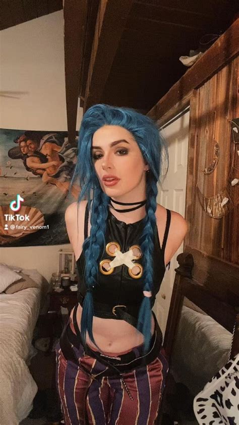 Raquel On Instagram Rey And Kylo In 2025 Cosplay Dress Jinx Cosplay Halloween Costumes