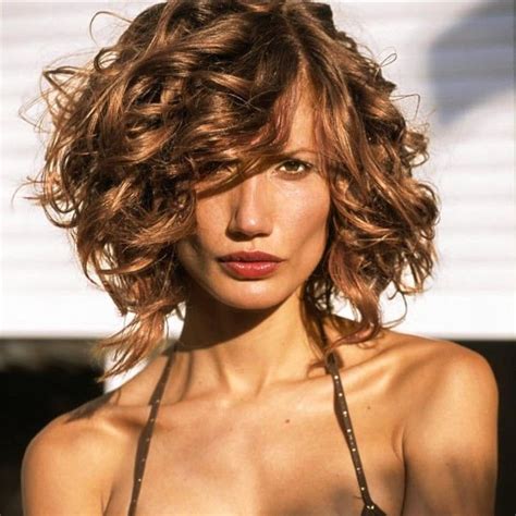 Short And Sweet Hairstyles To Flaunt This Season Artofit