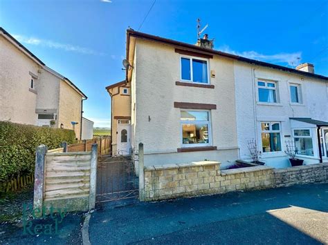 Barnwood Road Earby 3 Bed End Of Terrace House For Sale £170 000