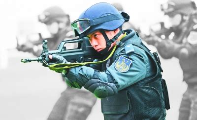 公安特警有10支国家队 武汉特警猛士突击队亮相 武汉 新闻中心 长江网 cjn cn