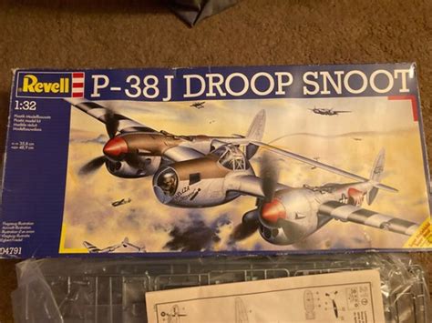 Revell 132 Scale P 38j Droop Snoot Airplane Model Kit Ebay